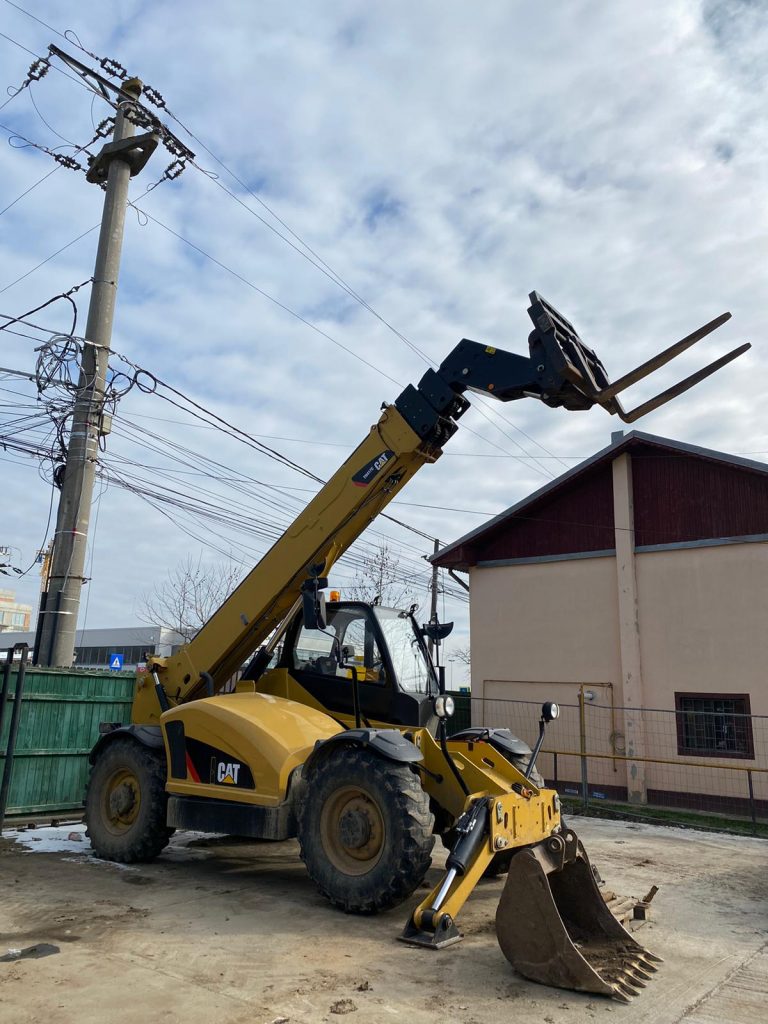 Inchiriere incarcator telescopic - Inchiriez utilaje constructii